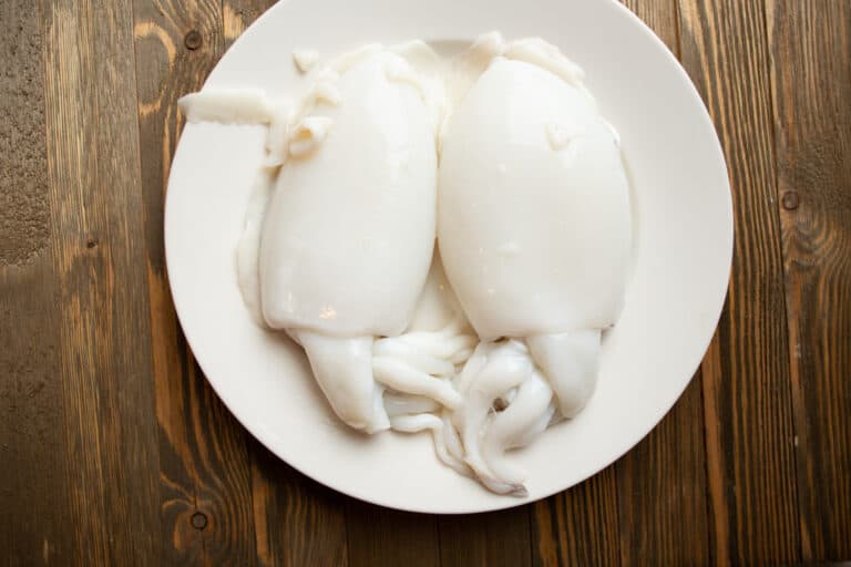 Delicious Thai Spicy Squid Salad Recipe - Authentic Yam Pla-Muek