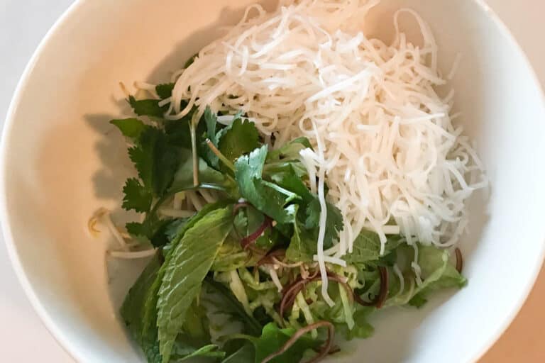 Mee Ka Tee Recipe - Authentic Thai and Lao Coconut Noodle Soup