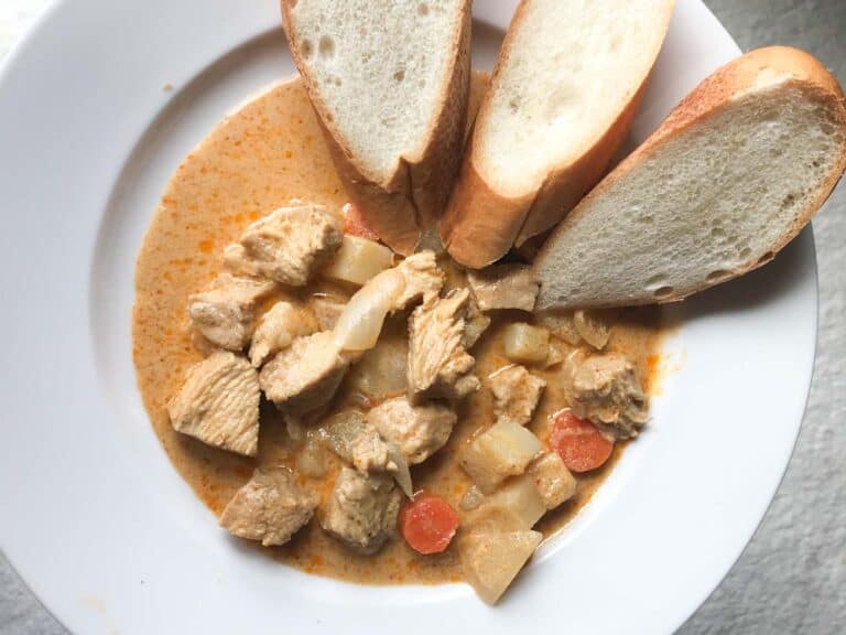 The BEST Authentic Kaeng Kari Kai Recipe - Thai Yellow Curry Chicken