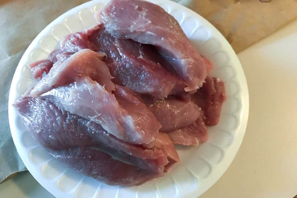 Authentic Laos Fermented Sour Pork Sausage - Som Moo - Cooking with Lane