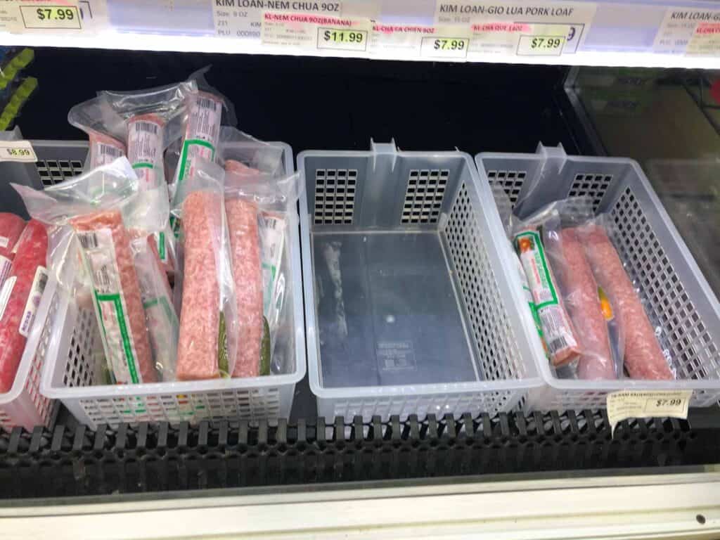 Authentic Laos Fermented Sour Pork Sausage - Som Moo - Cooking with Lane